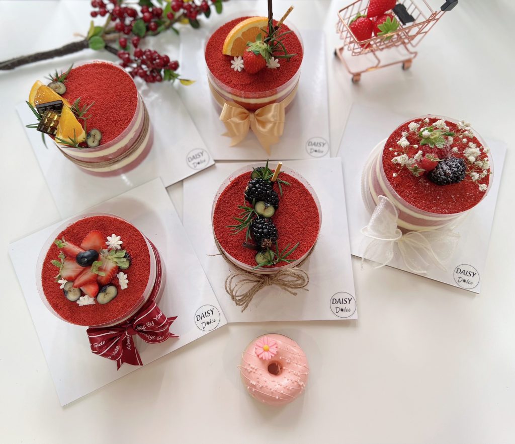 RED15-red velvet - DaisyDolce